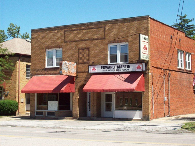 New Retro-Style Building Sign Is A Hit In Parma Ohio Remodeled Building