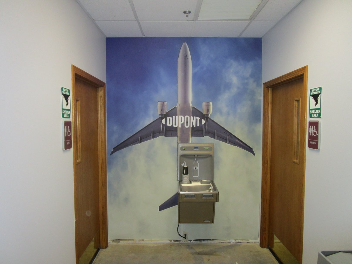 4 Reasons Why a Wall Mural Is Good for Your Business